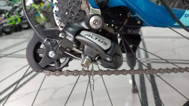 How to Fix A Bike Chain Slipping? [6 Guaranteed Methods] - BikerTricks